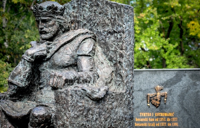 Na današnji dan Krunisan ban Tvrtko I - uspostavljena Kraljevina Bosna ...