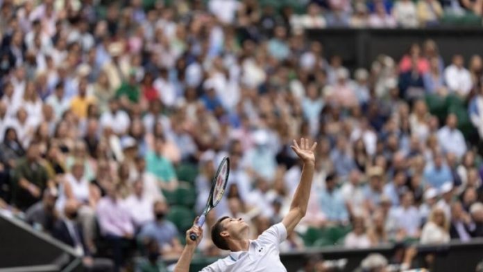 Poljski teniser donira 100 dolara za pomoć Ukrajini za svaki pogođeni ...