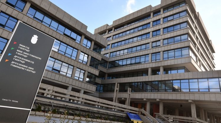 Sud u Beogradu oslobodio generala Vojske RS za zločine u Srebrenici ...