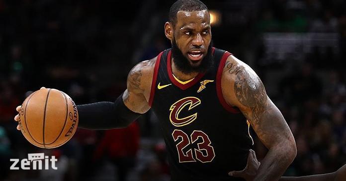 LeBron James tri susreta igrao sa slomljenom rukom - Zenit.ba