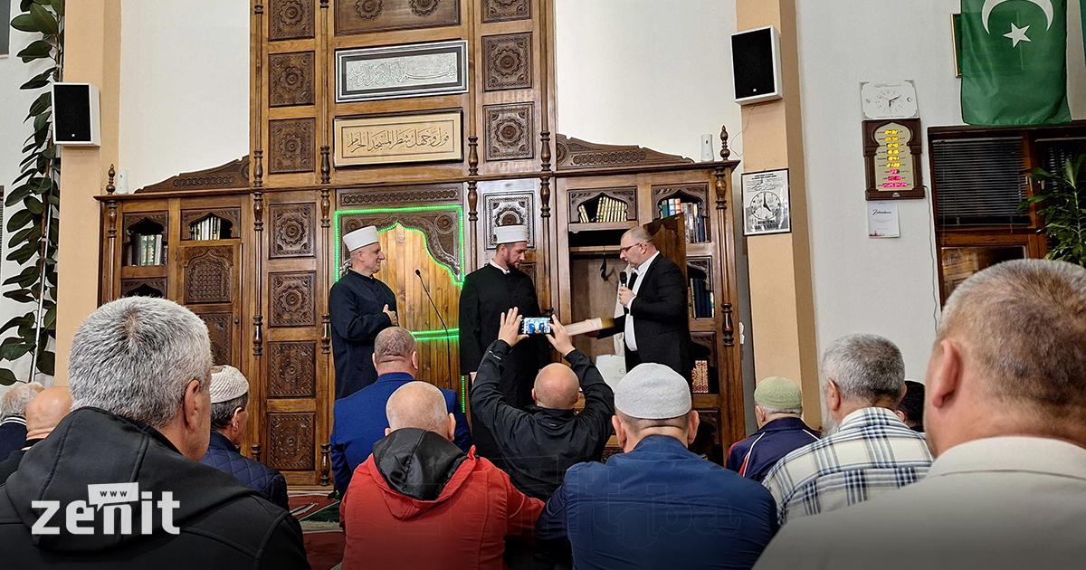 Emotivan ispraćaj hafiza Sulejmana ef. Rafune: Blatuša se zahvalila svom imamu (VIDEO+FOTO ...